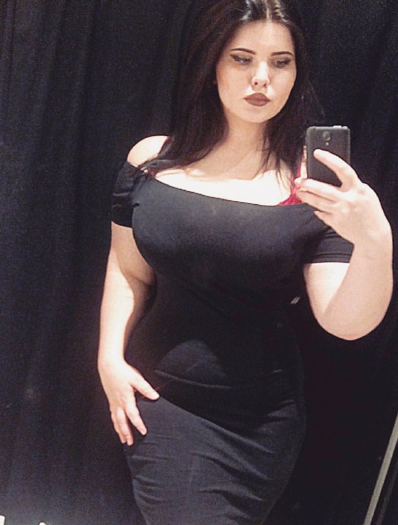 Anna Bernadina - Plus-Size Models - Curvage