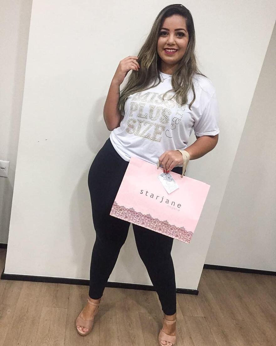 All posts from HBN 1017 in Dryelle Paiva - Instagram model that gets ...