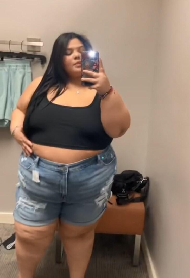 Lesv2000 Plus Size Model On Tiktok Plus Size Models Curvage