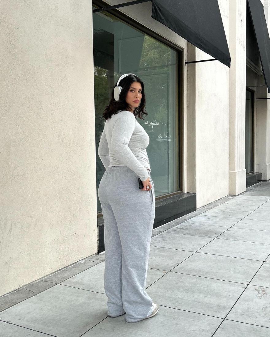 Latecia Thomas - Page 97 - Plus-Size Models - Curvage