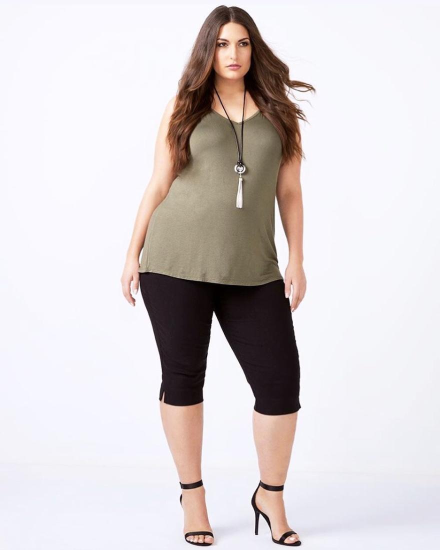 All posts from a87star in Stephany Deneault - Curvage
