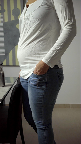 Hostess - Video Clips - Curvy Modeling - Curvage